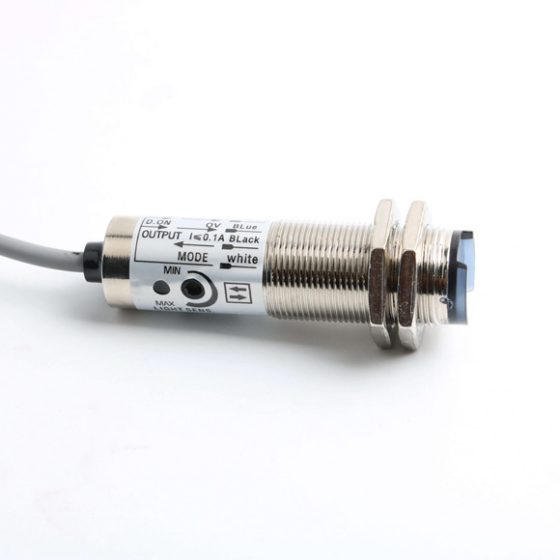SICK (CDD-40N) Photoelectric Sensor 18mm (12-24vdc) NPN