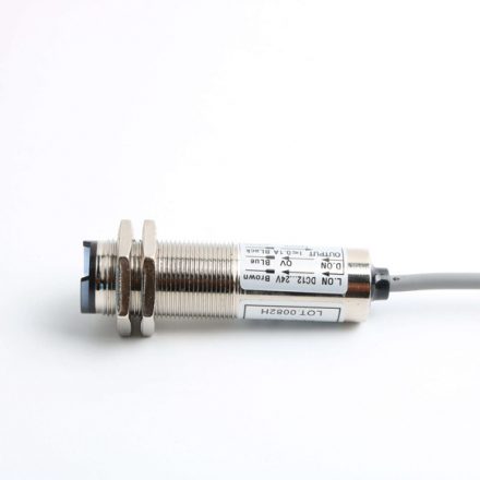 SICK (CDD-40P) Photoelectric Sensor 18mm (12-24vdc) PNP